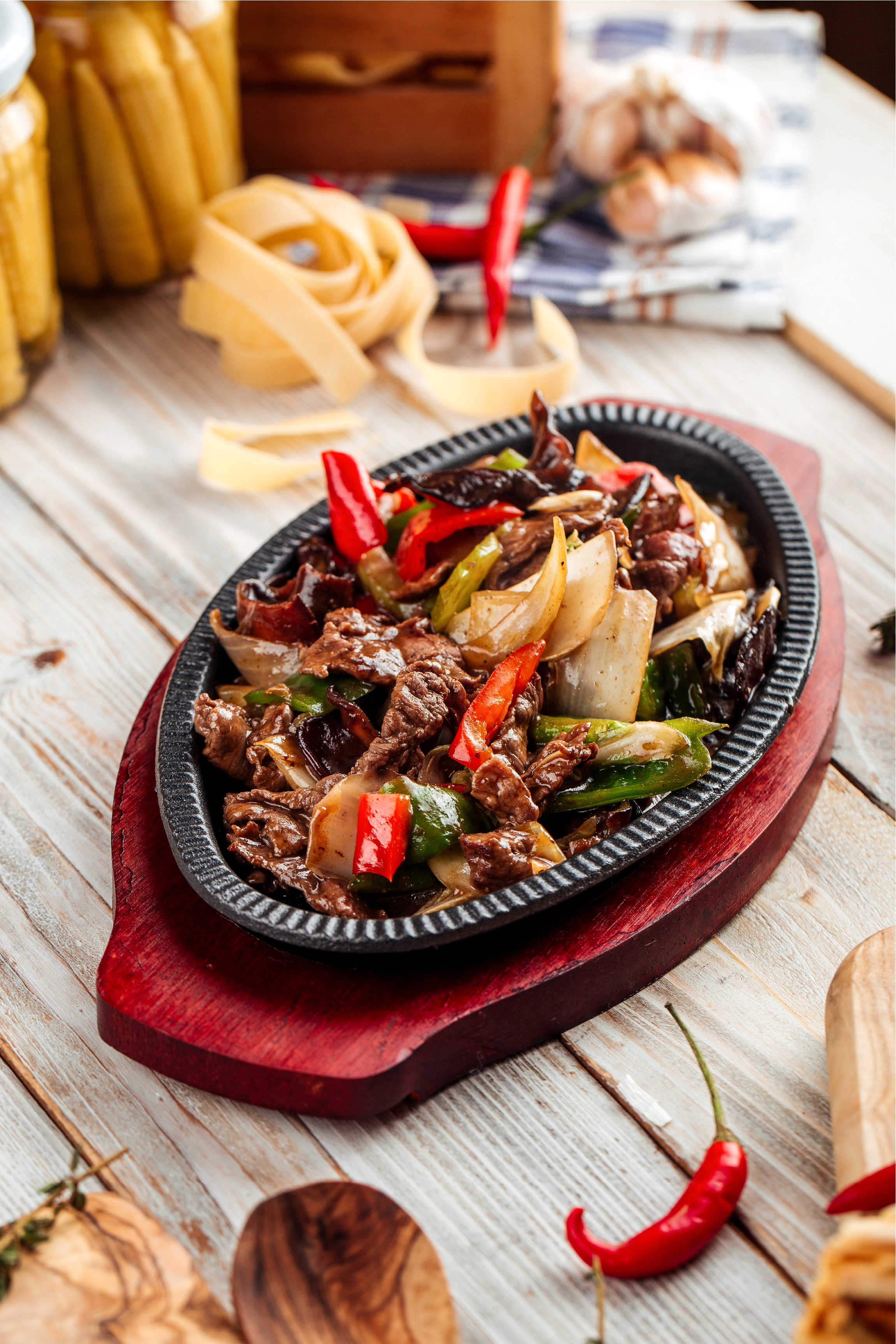 Stir Fried Black Pepper Beef – Russell Taylors SG